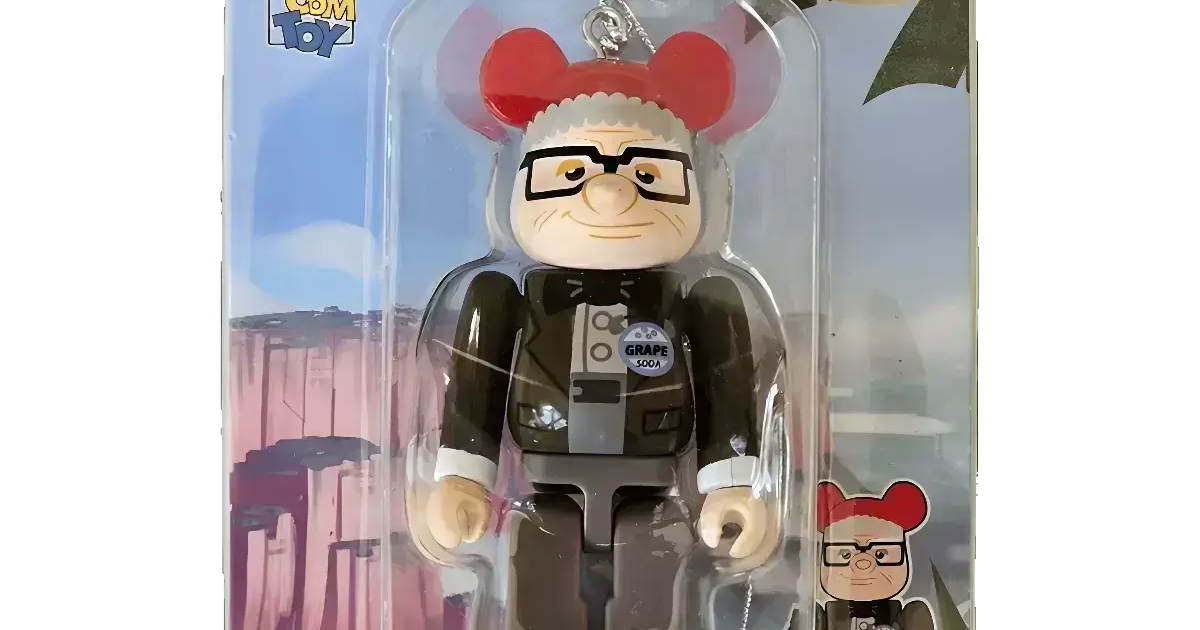 BE@RBRICK Old Man Carl Xmas Ver. 100% - Pixar Party 2013