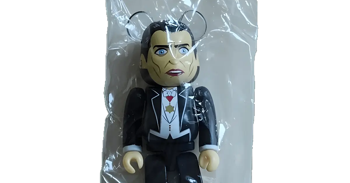 BE@RBRICK Series 42 Horror 'Dracula' 100% - SECRET