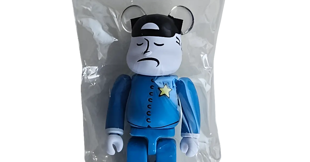BE@RBRICK Series 49 Artist Officer Edgar Mallory 100% SECRET