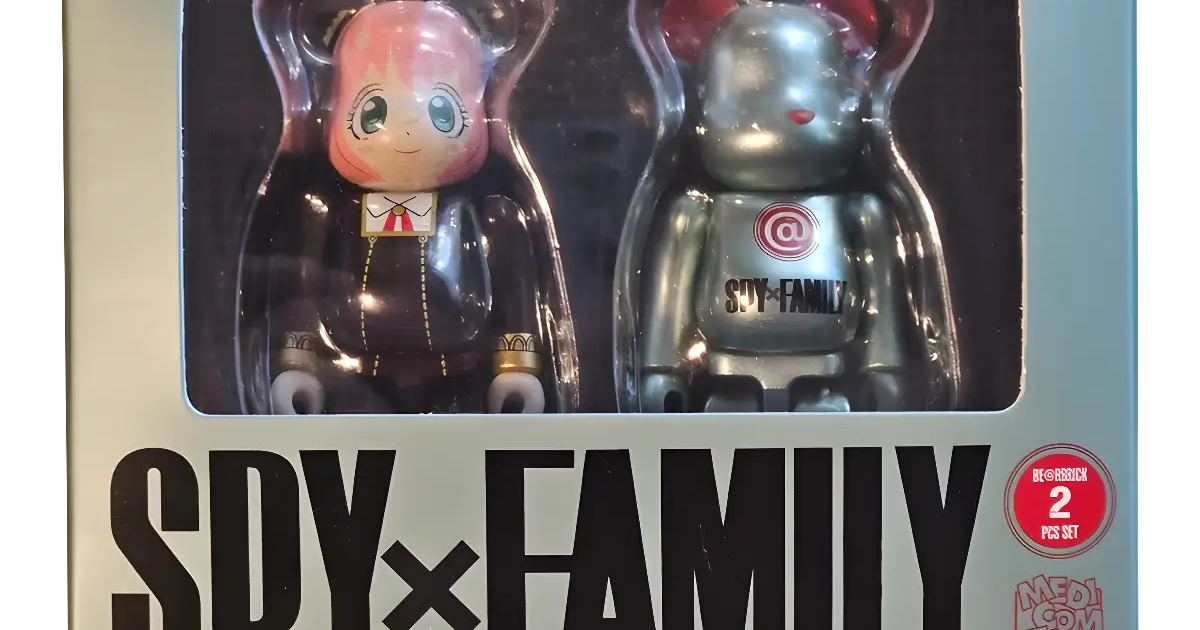 BE@RBRICK Spy × Family Set of 2 100% | MyBearBrick.de